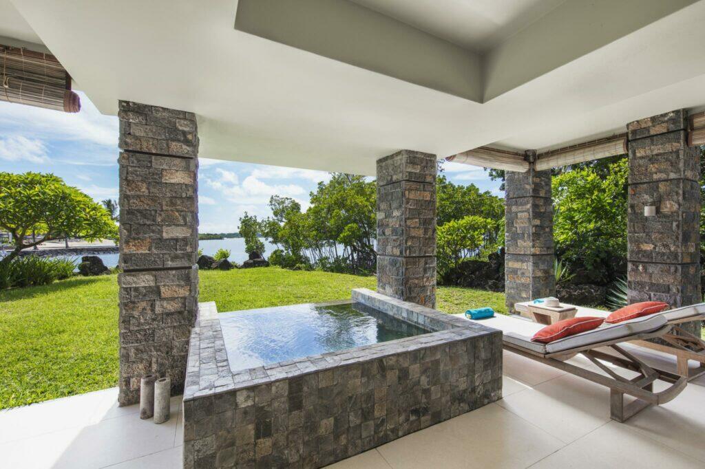A Beautiful Sea Front Apartment With Stunning Views Seeff Mauritius