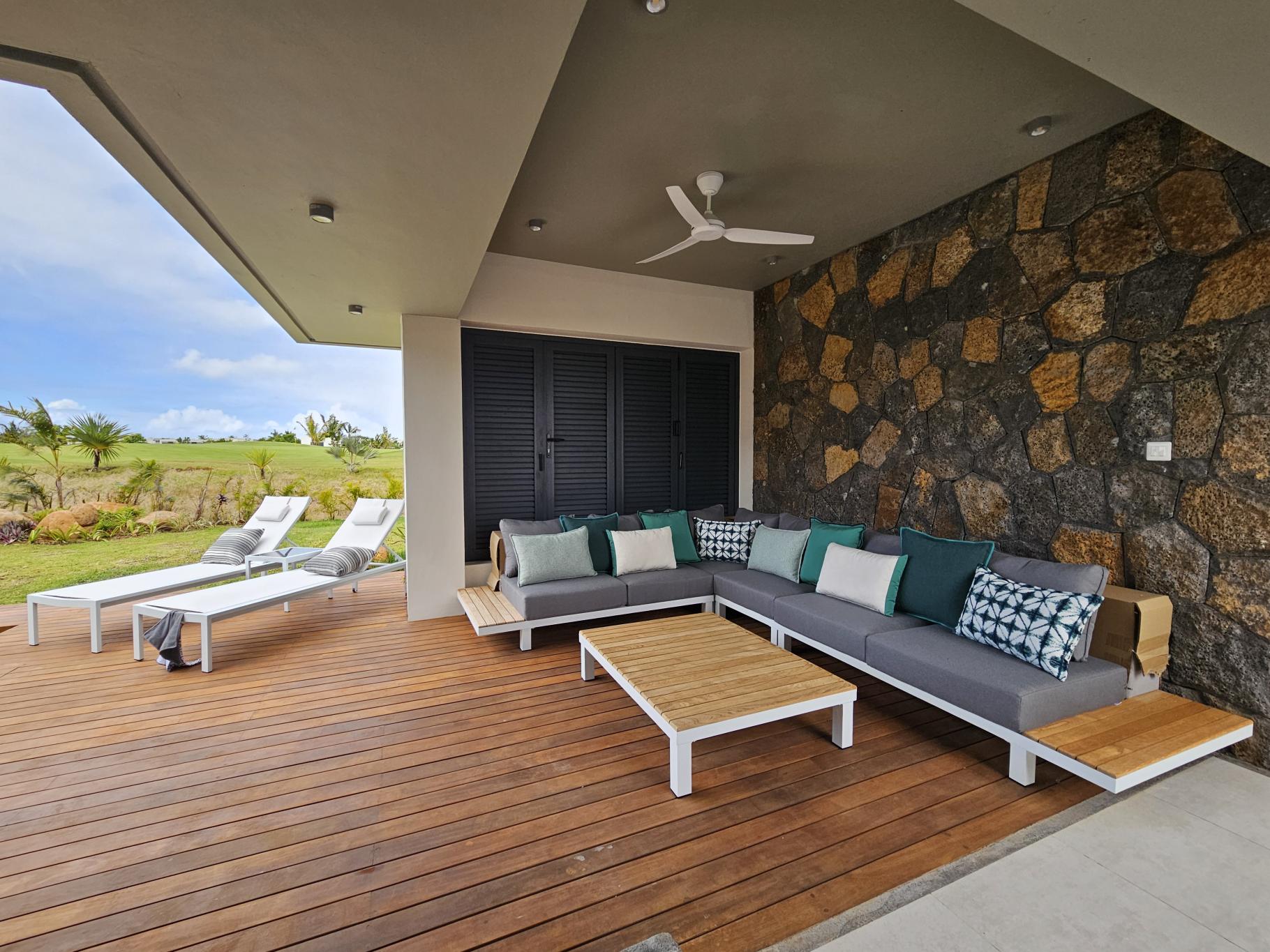 Villa Signature sur le Golf d’Azuri – 4 Chambres en Suite, Piscine ...
